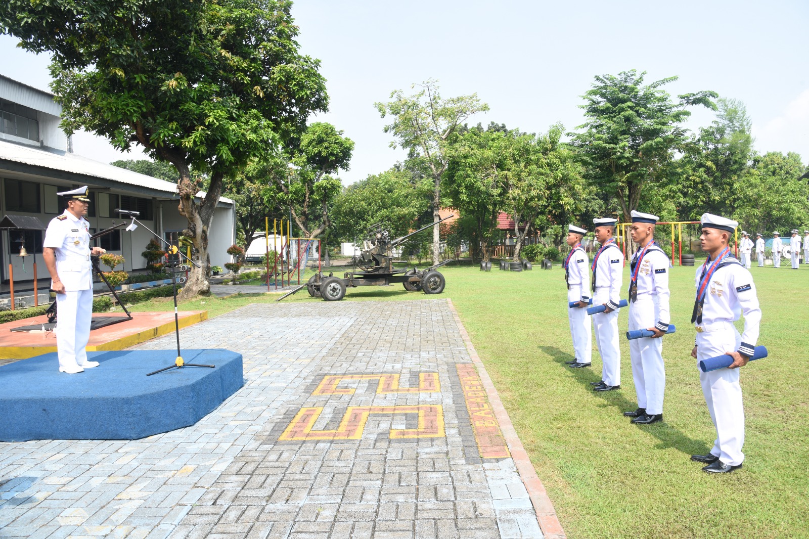 Danpusdikpel Tutup Dikmata TNI AL Angkatan XLII/1 Tahun 2022 Kodikopsla ...