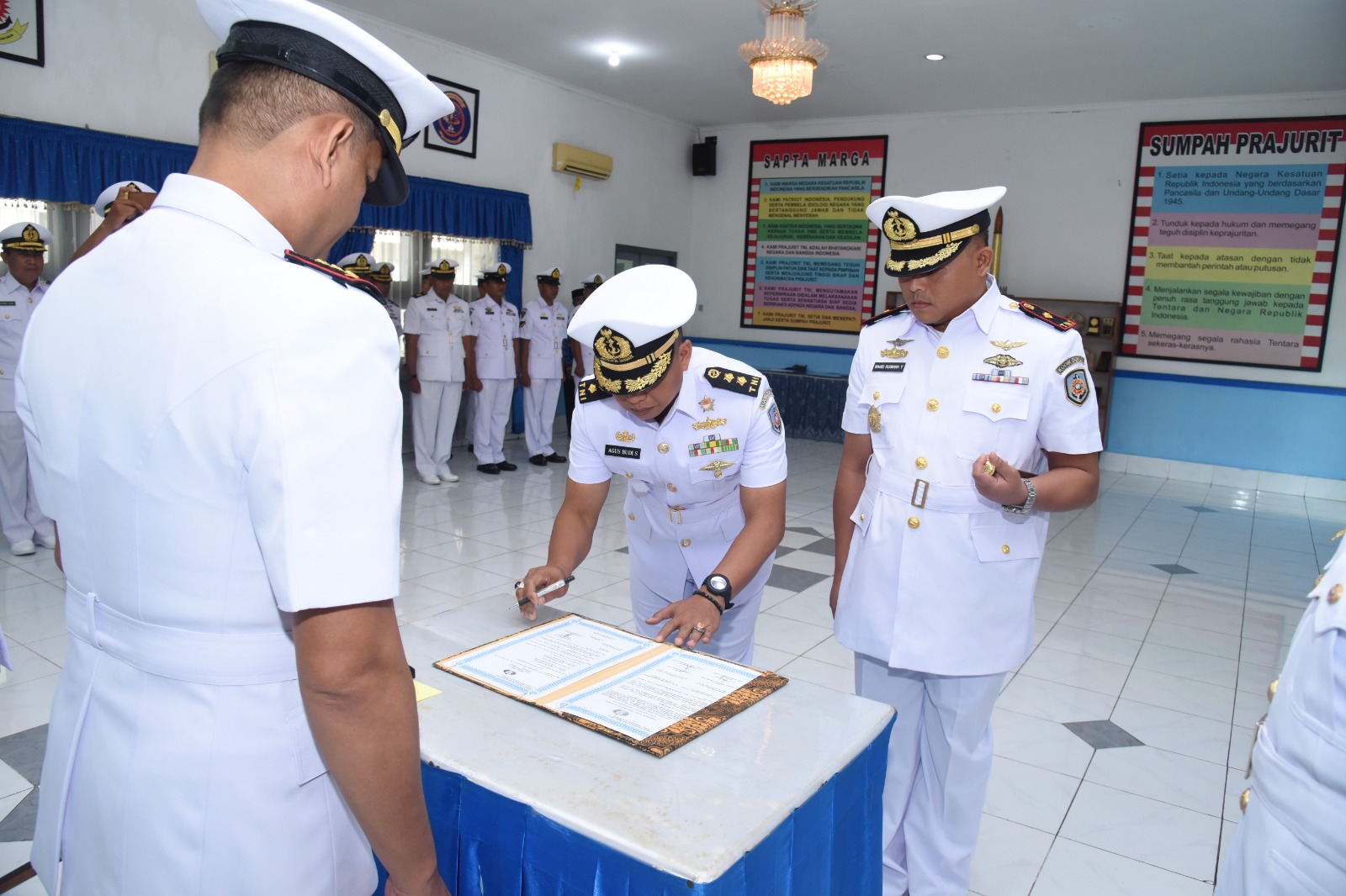 Mayor Laut (E) Wahid Riswana Yusup Jabat Komandan Sebalek Pusdiklek ...