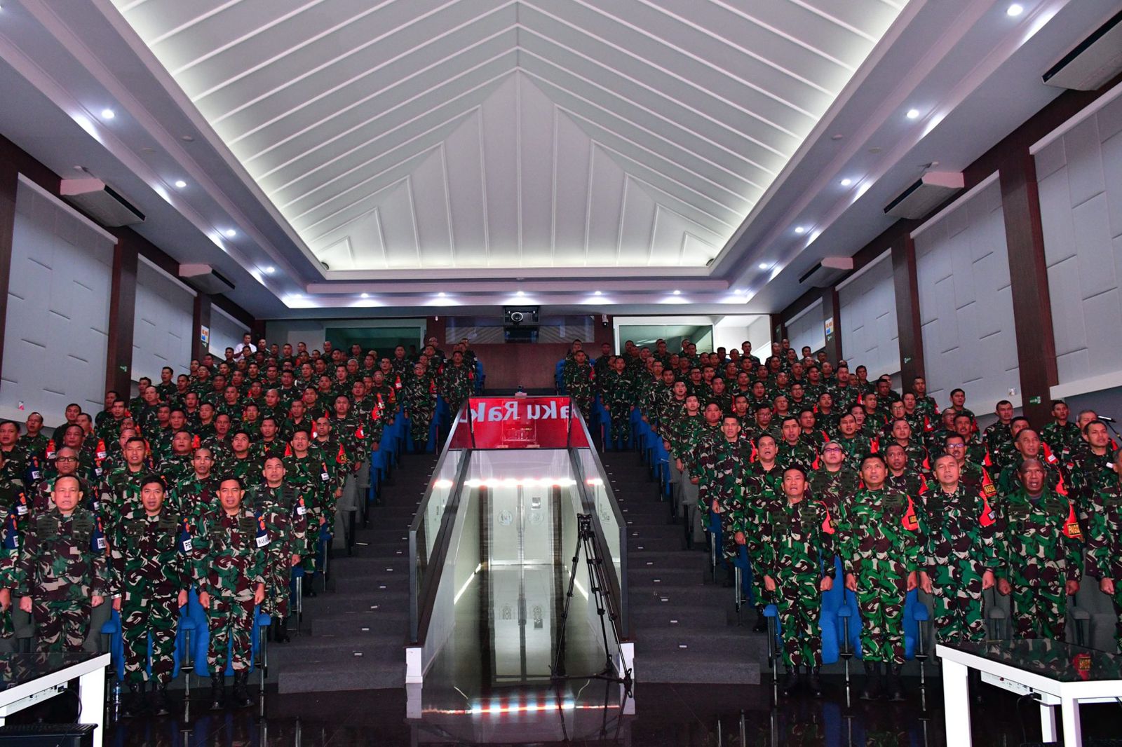 KOMANDAN PASMAR 3 IKUTI PEMBUKAAN GELADI POSKO LATGAB TNI TAHUN 2023 ...