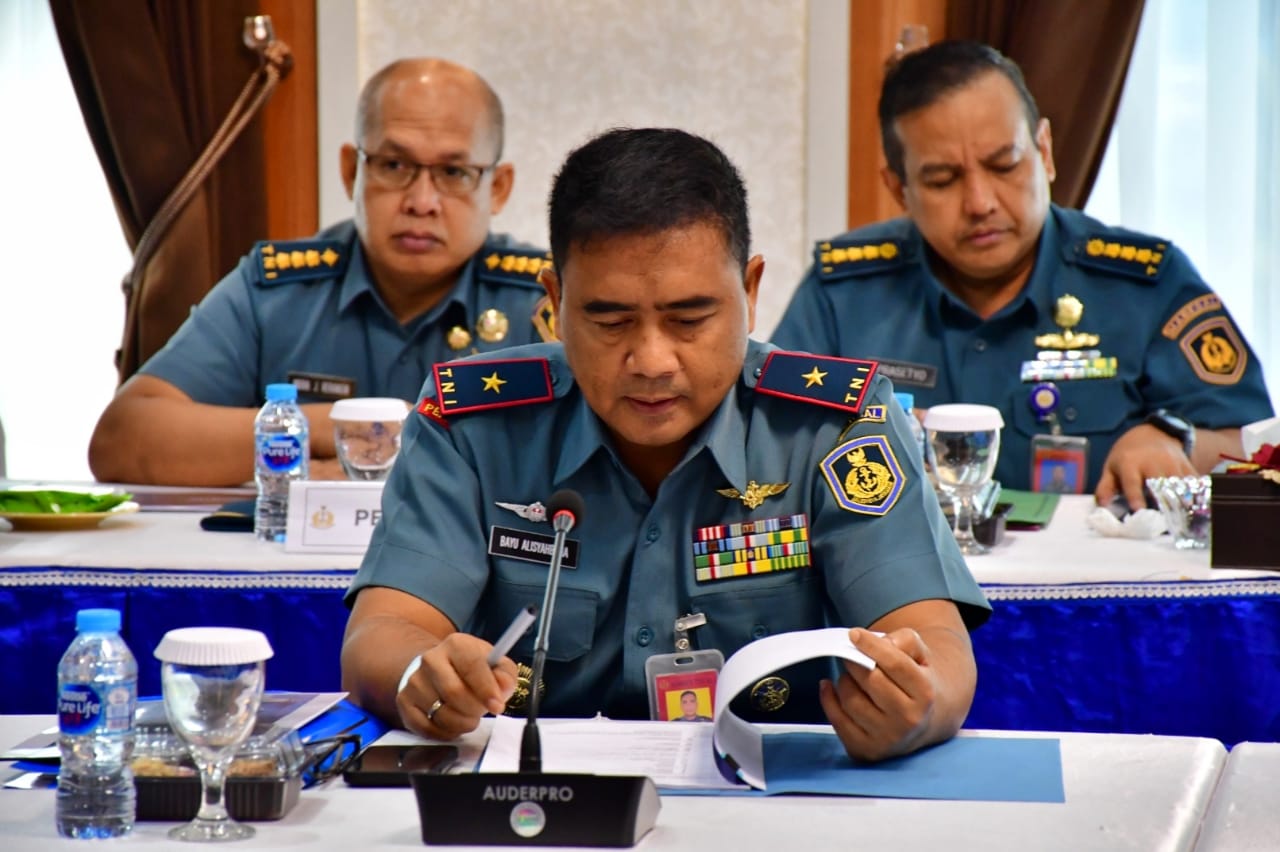 Wakil Komandan Puspenerbal Tim Penanggap Uji Naskah II | Paradigma ...