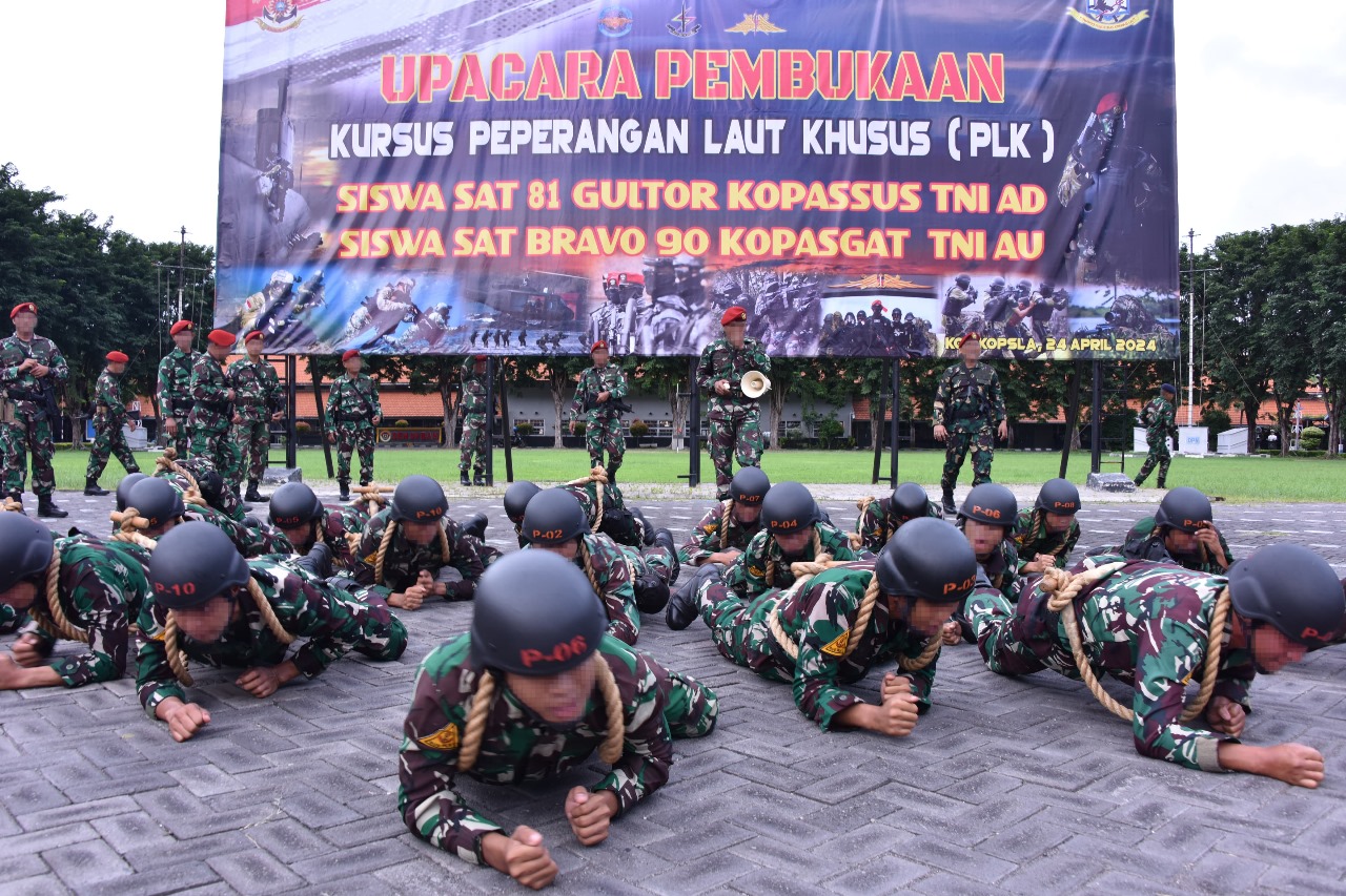 Latih Pasukan Khusus TNI AD dan TNI AU, Dankodikopsla Kodiklatal Buka ...