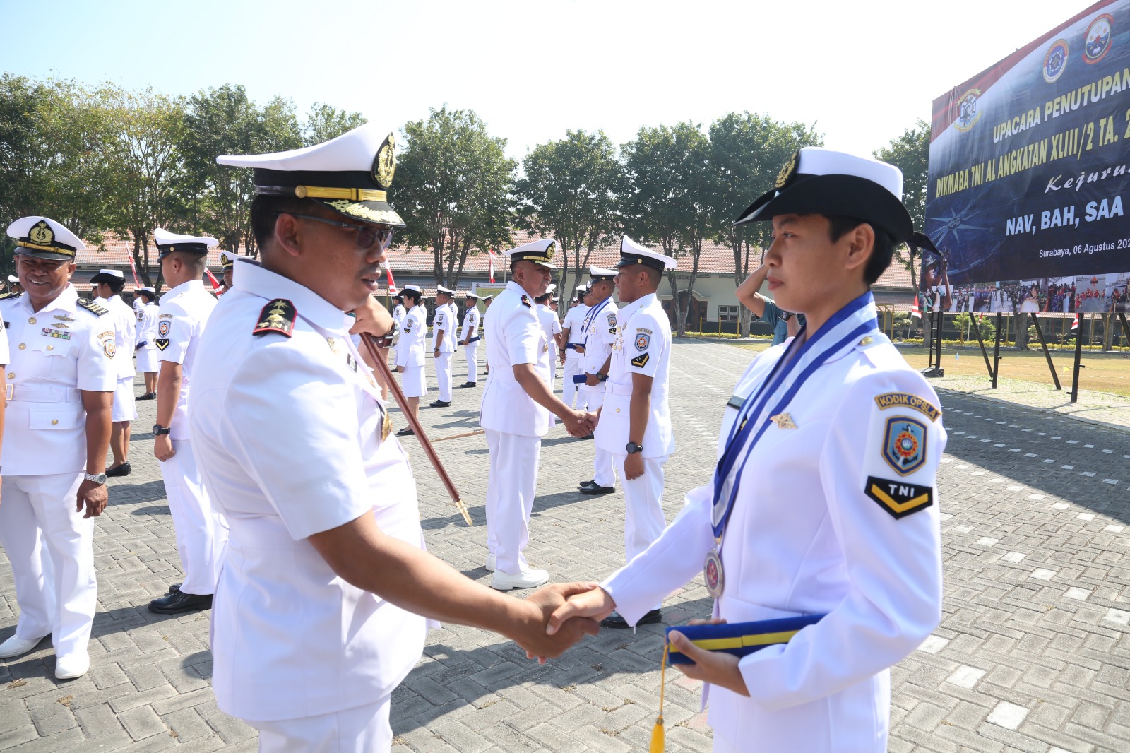 60 Siswa Dikmaba Angkatan 43/2 Resmi Bertugas Di Satuan | Paradigma ...
