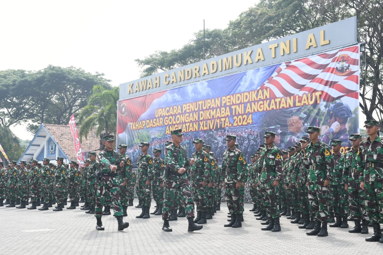 356 Dikmaba TNI AL Angkatan 44/1 Resmi Tupdik | Paradigma Indonesia