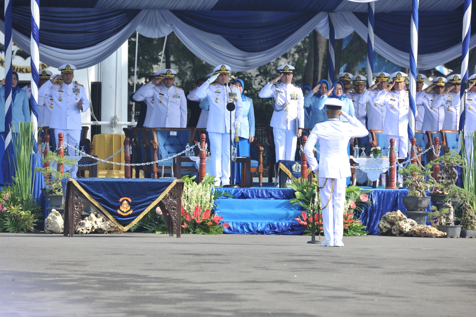 Dankodiklatal Bangga 201 Siswa Diktukpa TNI AL Angkatan 54 Resmi ...